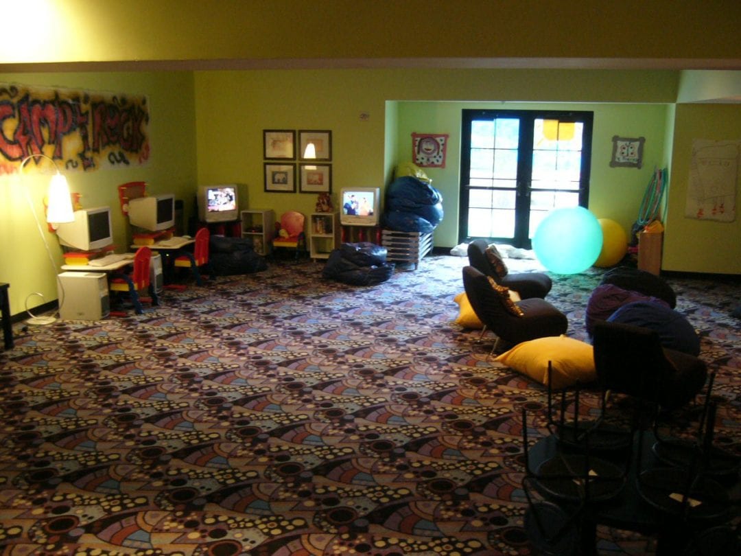 Kid's Nite Out | Quality Hotel and Resort Kids Camps